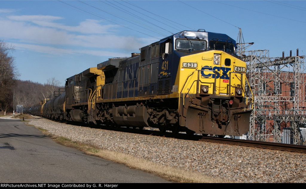 517 - A sulphur surprise! K89215 EB at the Transformer yard next to Hydro St.